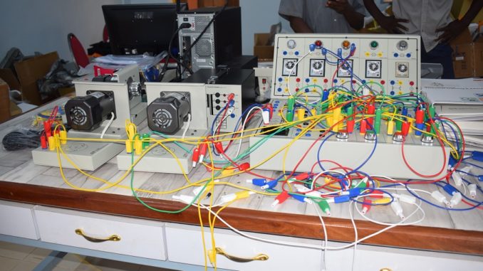 Laboratoire génie électrique – UTM – Université de Technologies et de ...