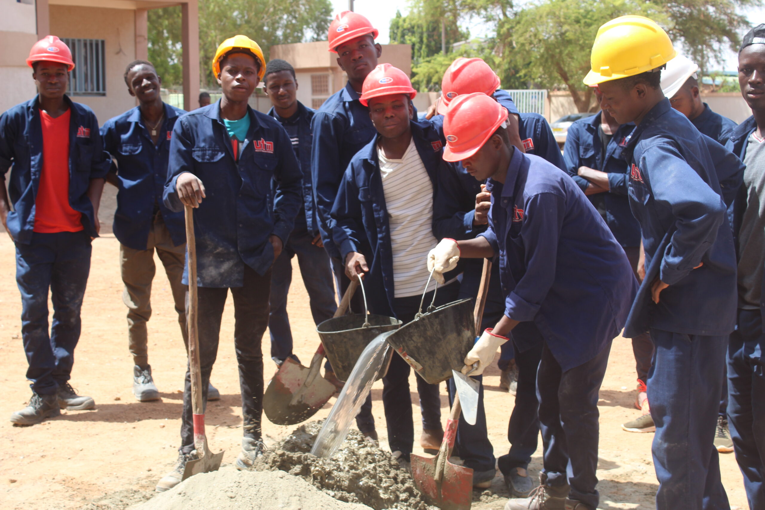 Travaux Pratiques en Bâtiment Travaux Publics (BTP) - UTM - Université de Technologies et de ...